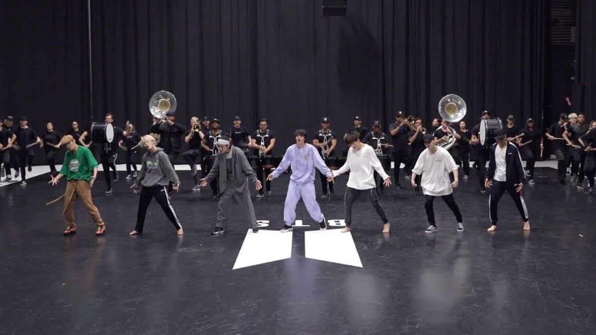 Another BTS Bollywood edit goes viral and it goes perfectly with SRK's ...