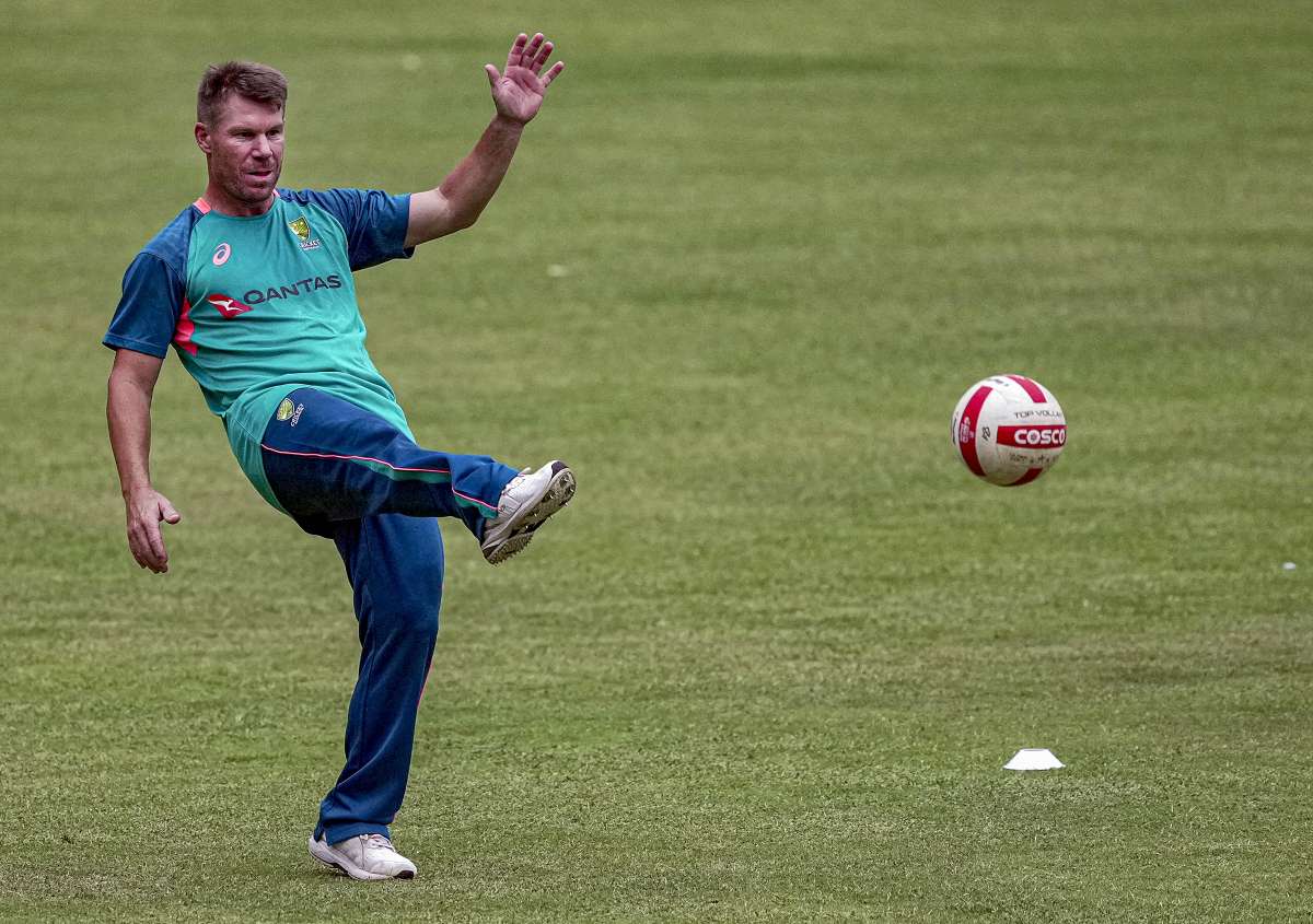 David Warner quashes corked quad rumours as reason for his exclusion in ...