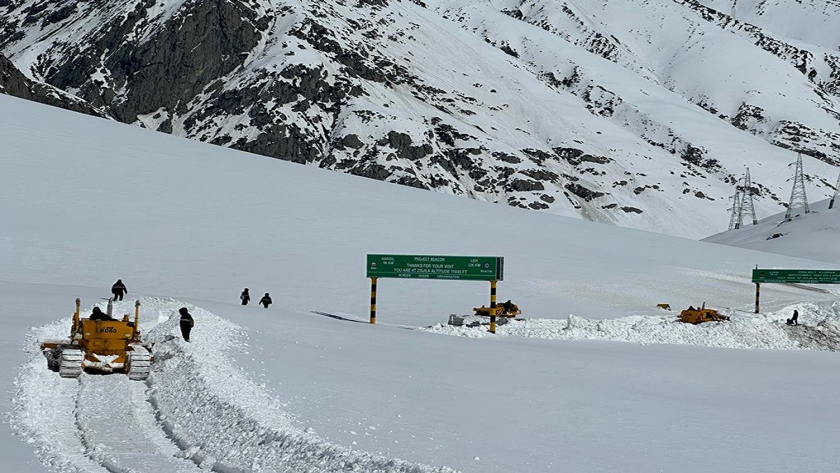 Jammu and Kashmir: Strategic Srinagar-Leh highway re-opens for traffic in record time of 66 days ...