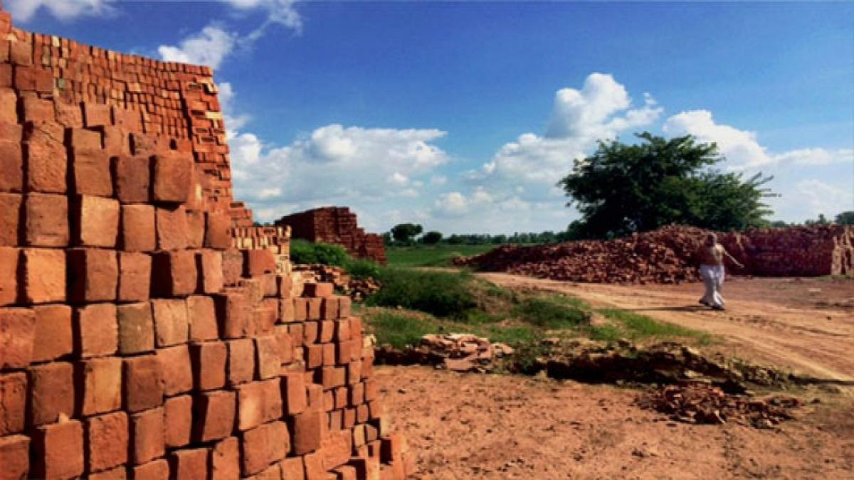 Chhattisgarh: Five die due to suffocation at brick kiln in Mahasamund ...