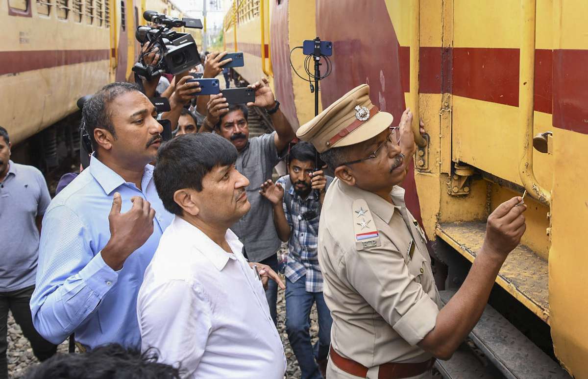 Kerala train fire incident: SIT, NIA intensify probe; verification of ...