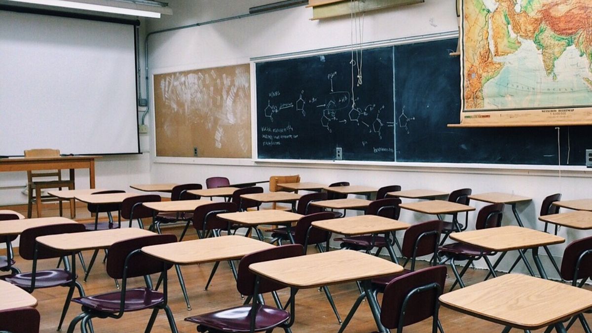 Bihar Violence: Government, Private schools to remain shut till April 4 ... Bihar Violence: Government, Private schools to remain shut till April 4 ...