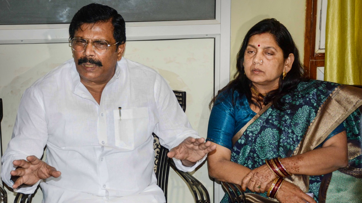 SC issues notice to Bihar govt on ex-MP Anand Mohan's release from jail ... SC issues notice to Bihar govt on ex-MP Anand Mohan's release from jail ...