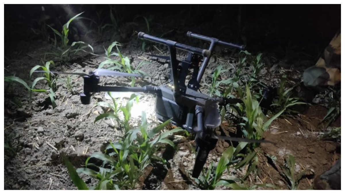 Punjab: BSF shoots down Pakistani drone carrying narcotics near ... Punjab: BSF shoots down Pakistani drone carrying narcotics near ...