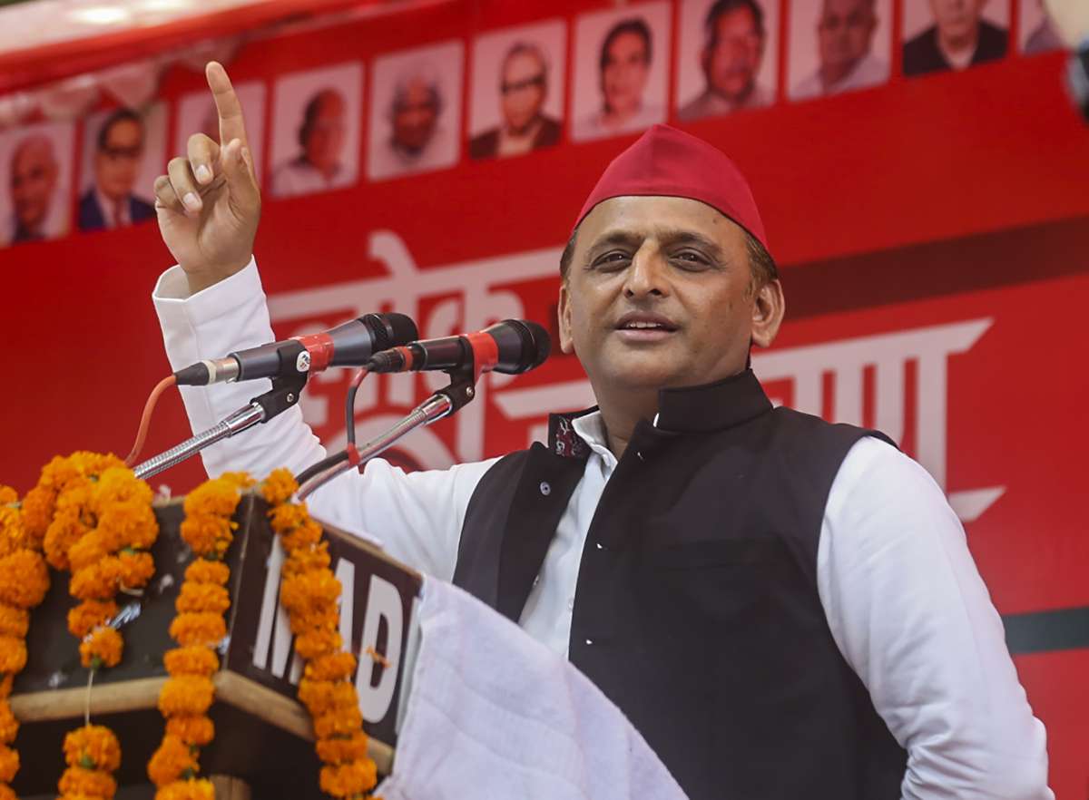 Big blow to Akhilesh Yadav as SP MLA Dara Singh Chauhan quits from UP ... Big blow to Akhilesh Yadav as SP MLA Dara Singh Chauhan quits from UP ...