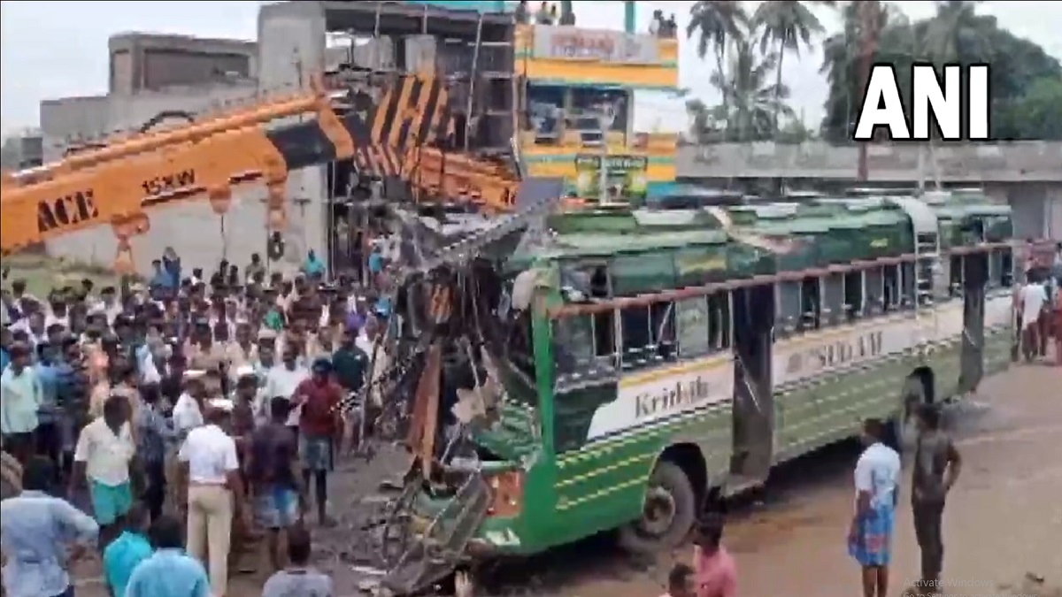 Tamil Nadu: 4 killed, 70 injured in collision between two private buses ...