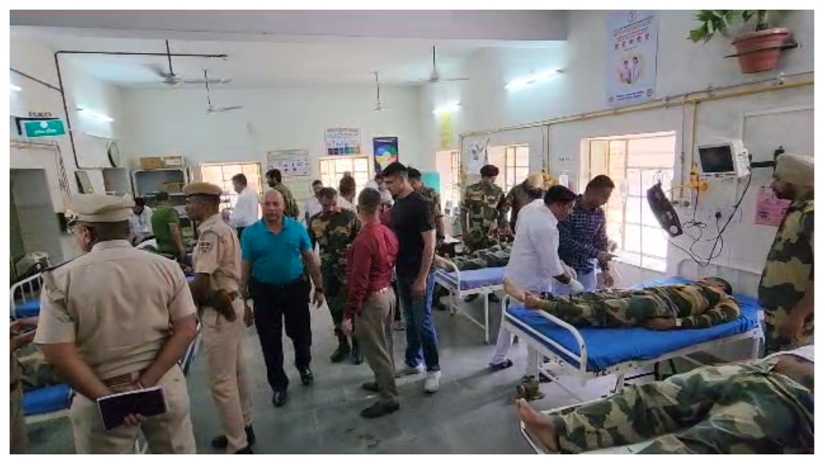 Rajasthan: 1 jawan killed, over dozen injured as BSF truck overturns in ...