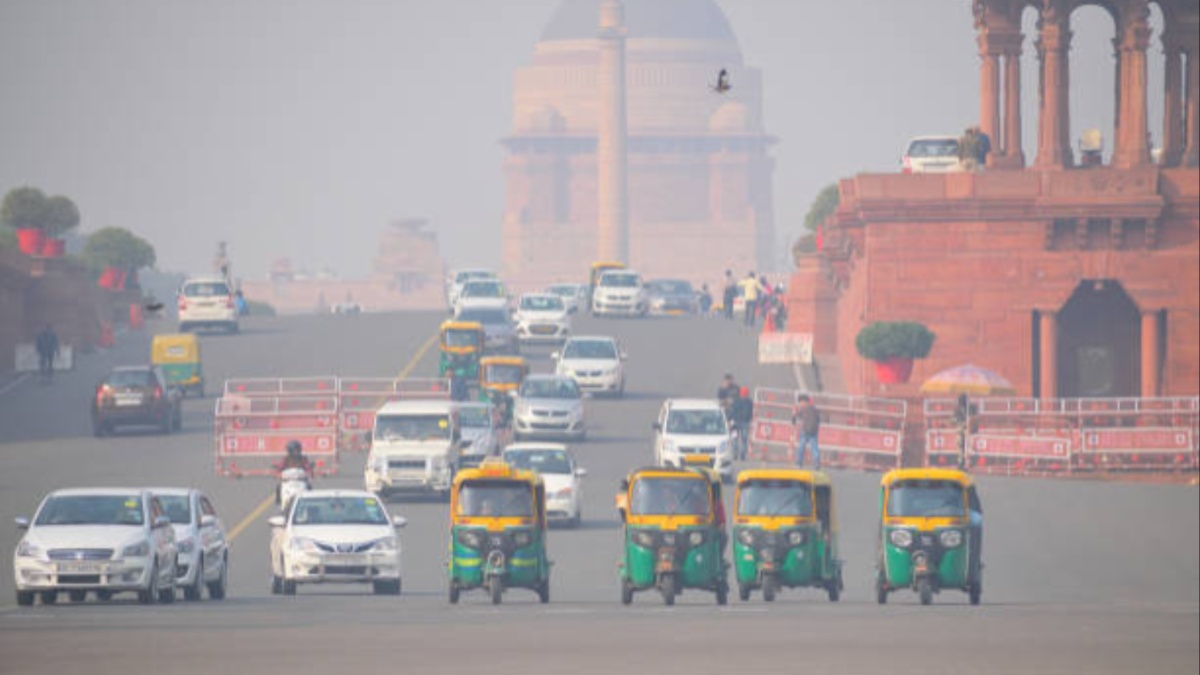 Weather update: Delhi witnesses humid weather conditions, air quality ...