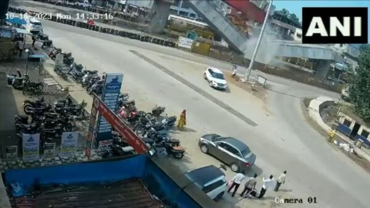 Watch: Portion of under-construction flyover collapses on Mumbai-Goa ...