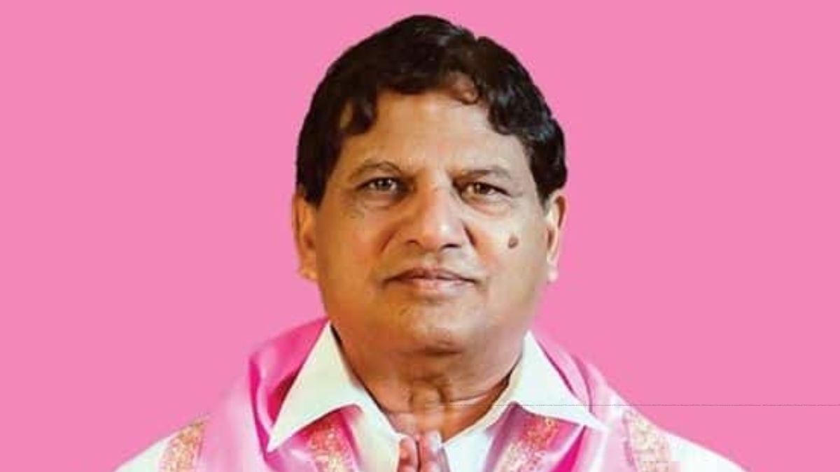 Telangana: Income Tax dept raids BRS Miryalaguda candidate Nallamothu ...