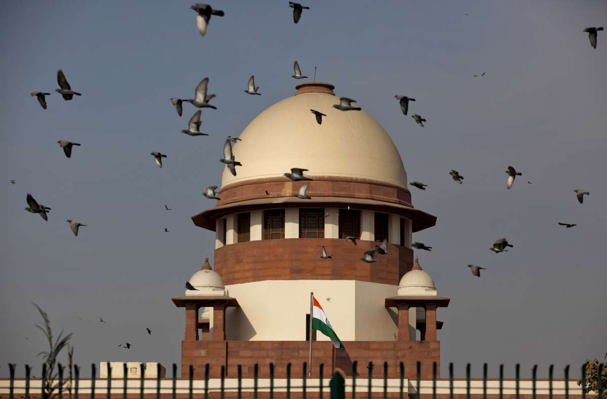 Supreme Court Adjourns Hearing Pil Challenging Rahul Gandhi Restoration