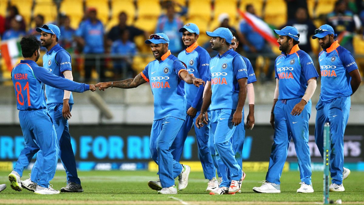 Kedar Jadhav becomes only Indian player with 2 crore base price to not ...