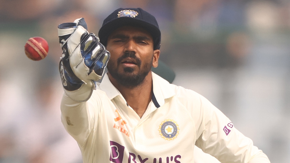 KL Rahul to play as a specialist batter; KS Bharat to start as ...