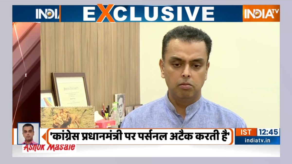 'I was feeling suffocated due to...': Milind Deora reveals why he quit ...