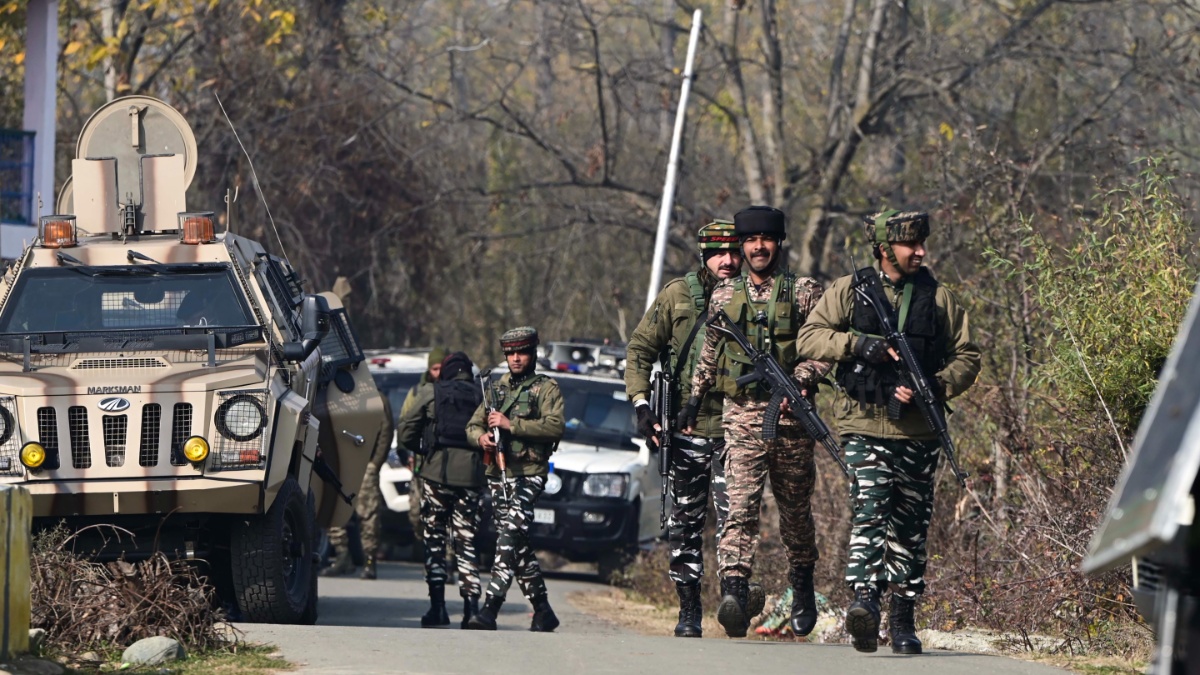 Jammu and Kashmir: Security forces engage in encounter with militants in Kulgam | Jammu-and ...