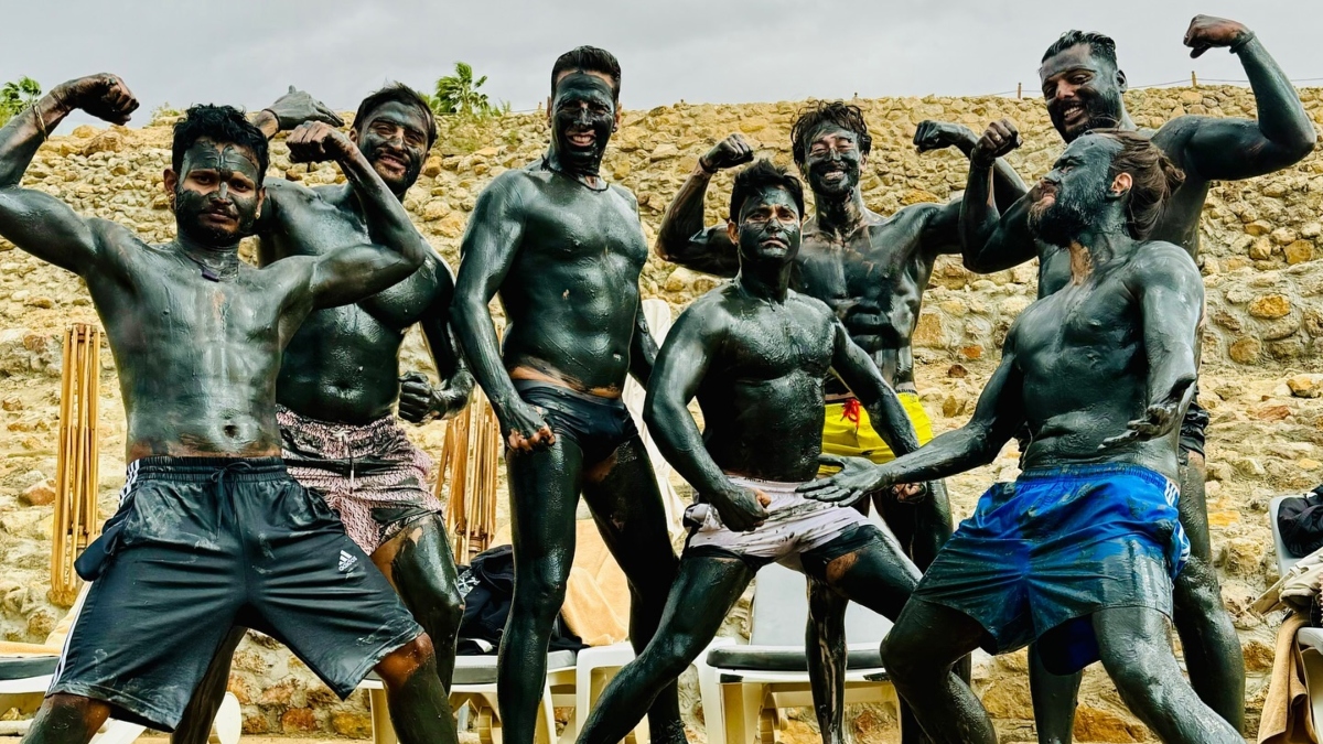 'Chandni Chowk to Africa': Netizens react to Akshay Kumar, Tiger Shroff ... 'Chandni Chowk to Africa': Netizens react to Akshay Kumar, Tiger Shroff ...