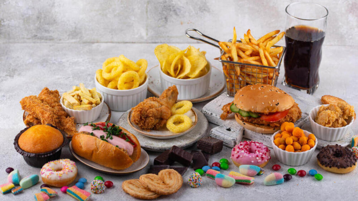 How your fast food addiction is slowly damaging your kidneys | Health ...