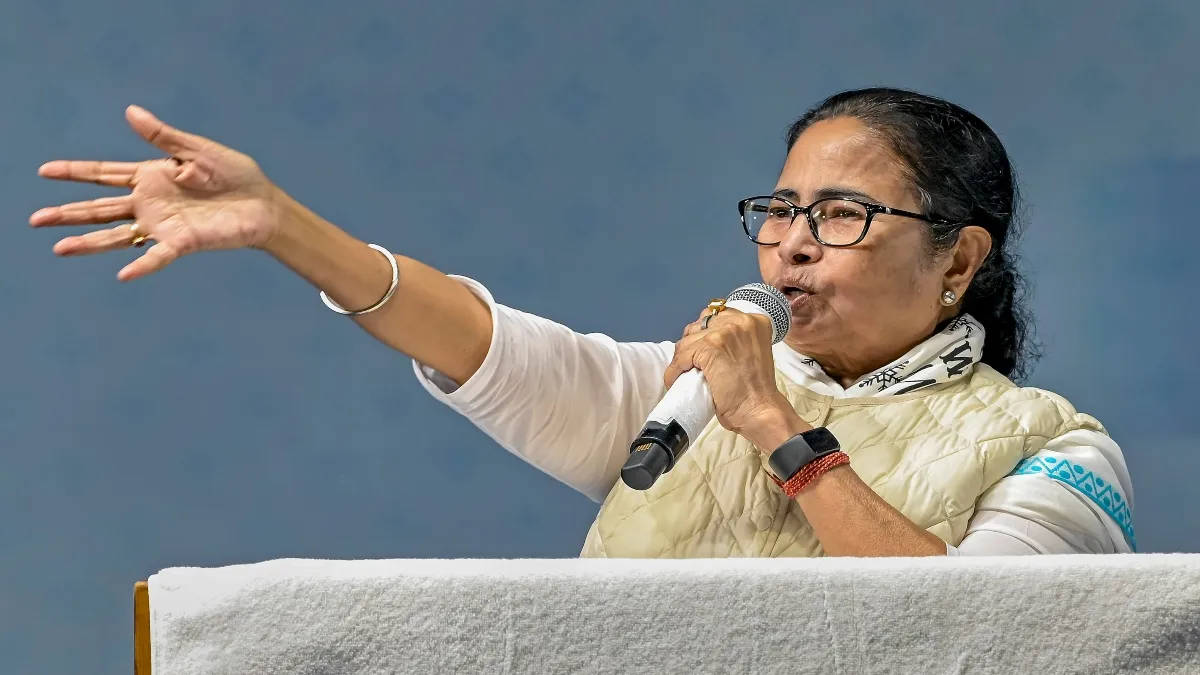 Centre ‘deactivating' Aadhaar of minorities in Bengal as precursor to NRC: Mamata announces ...