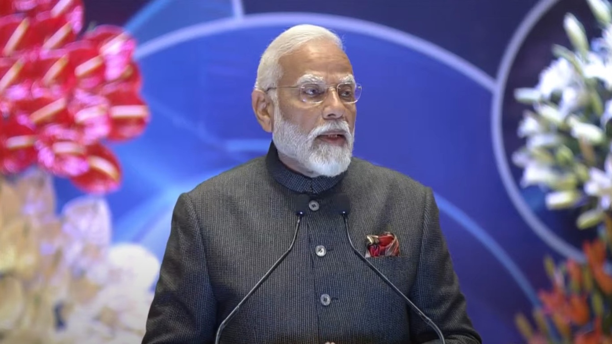 Today's Bharat is moving forward to make 'Viksit Bharat' by 2047: PM Modi at Mobility Global ...