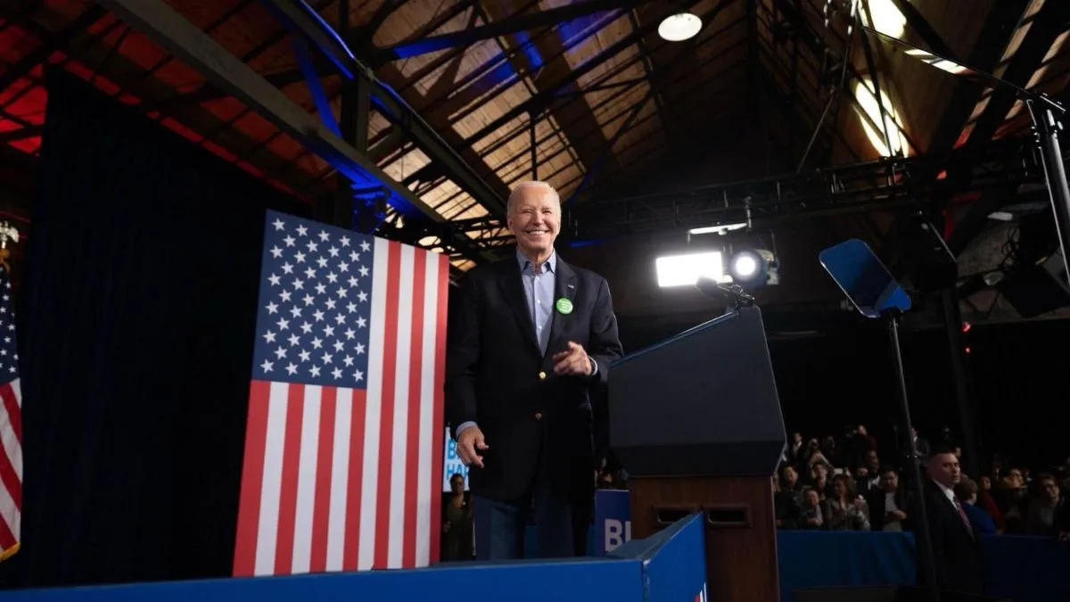Biden roasts his rival Trump: 'Out of 2 presidential candidates, one ...