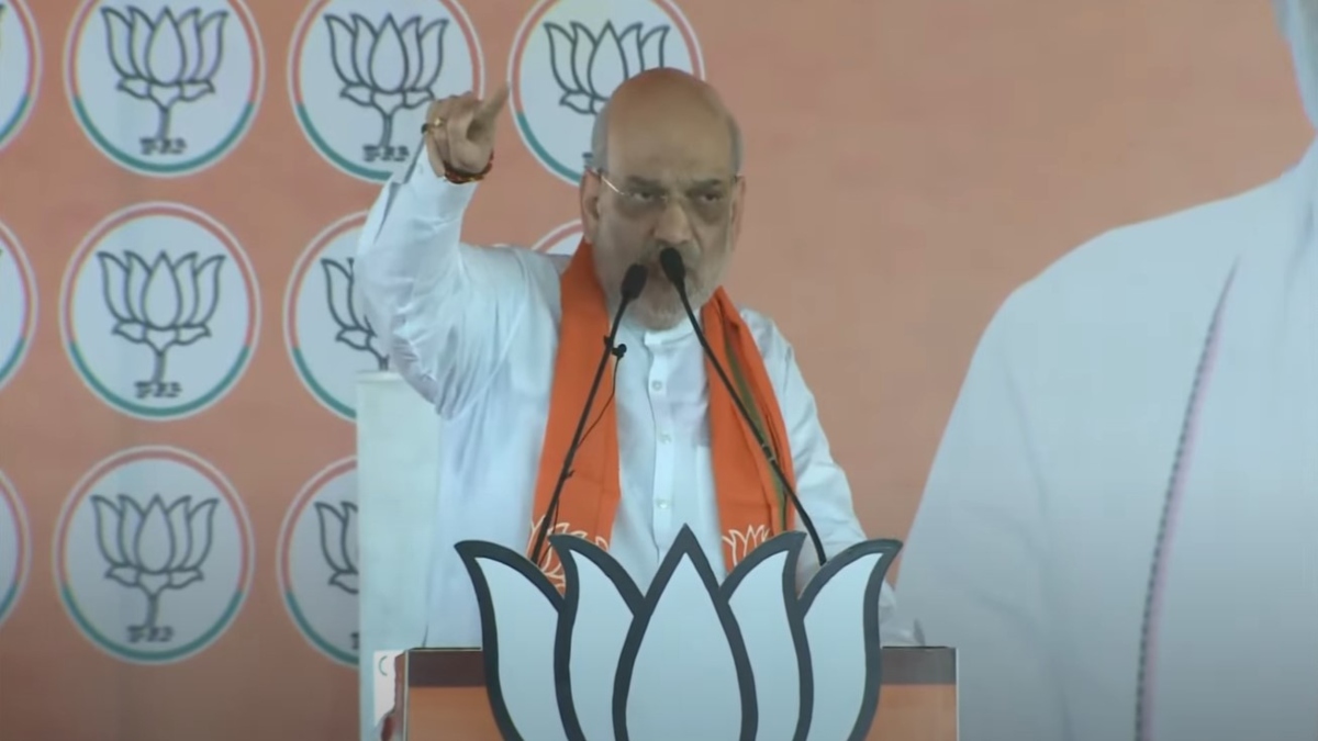 Amit Shah sharpens attack on Akhilesh in Mainpuri: 'Don't you find ... Amit Shah sharpens attack on Akhilesh in Mainpuri: 'Don't you find ...