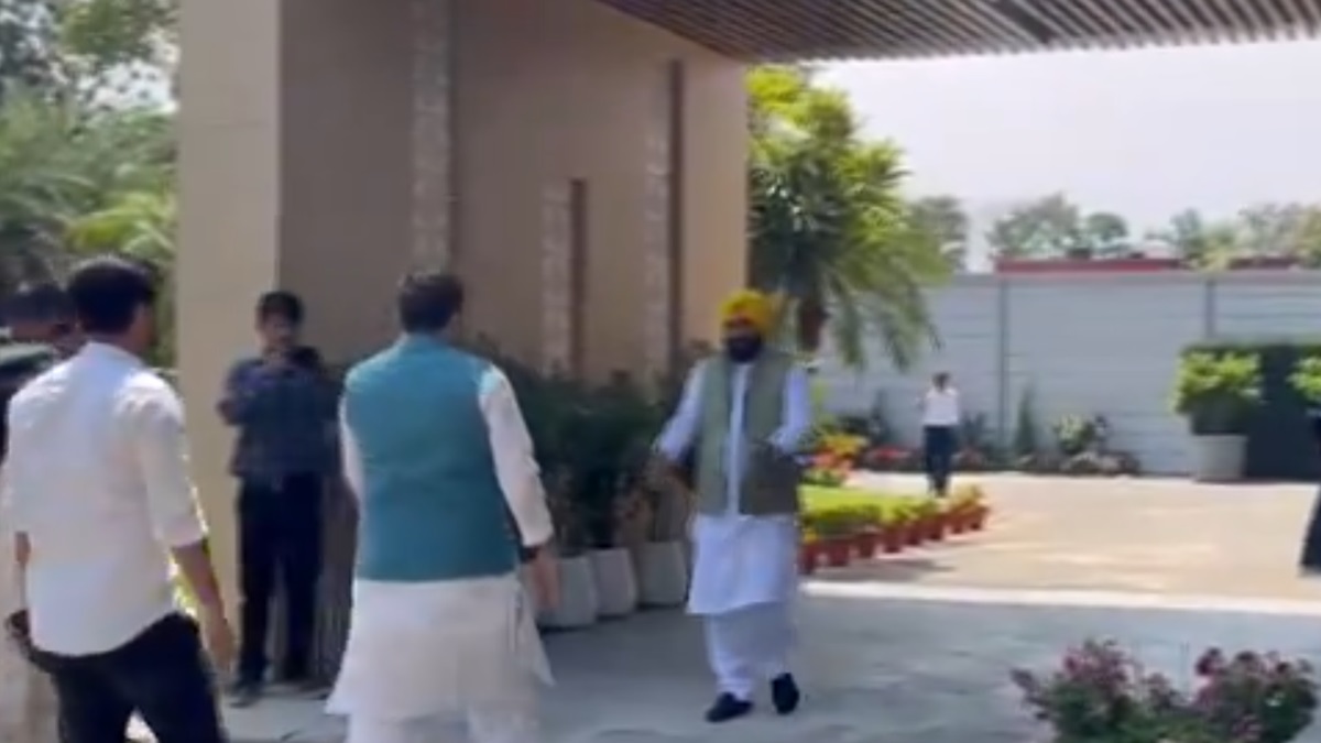 Watch: Sanjay Singh-Bhagwant Mann's 'bro' moment as two AAP leaders meet to discuss polls ...