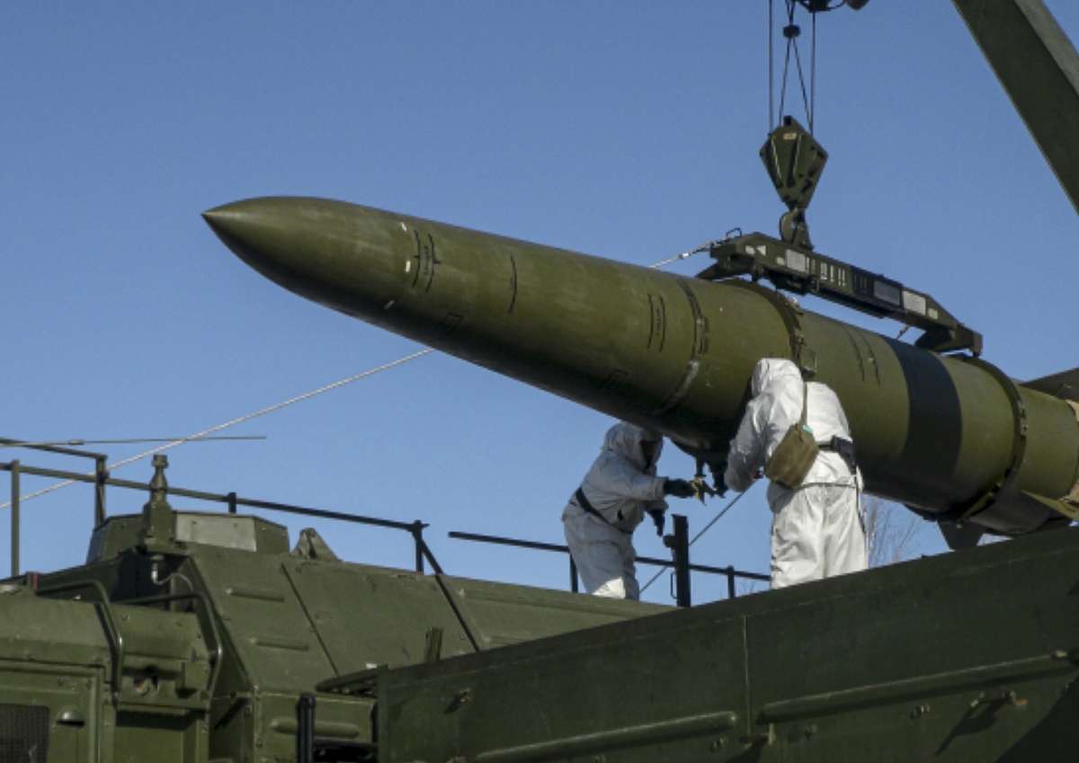 'Russia could reduce decision time for use of nuclear weapons if ...