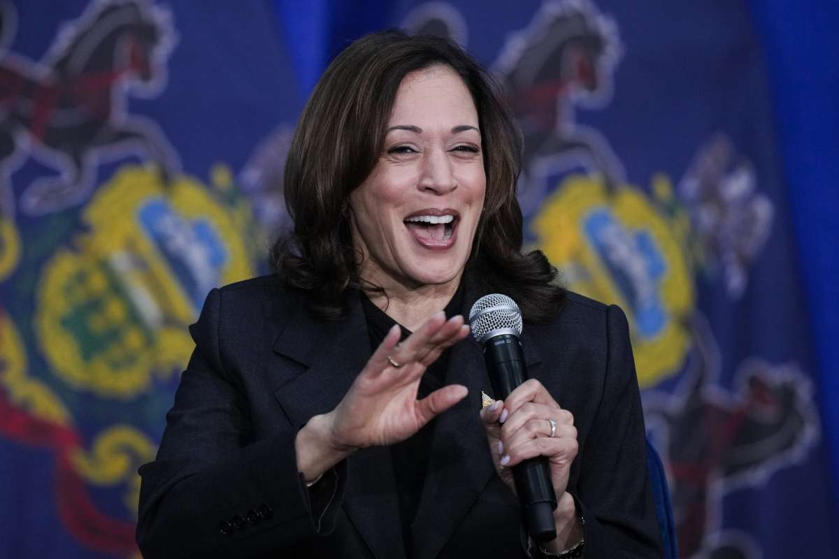 'Excuse my language': US VP Kamala after drops 'F' bomb urging Asian ...