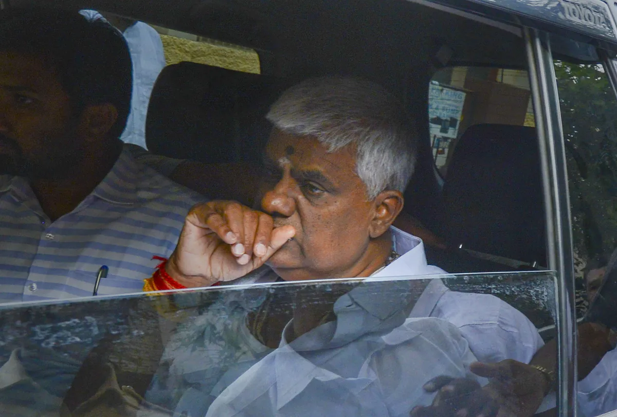 HD Revanna gets interim bail in Holenarsipura sexual assault case ...