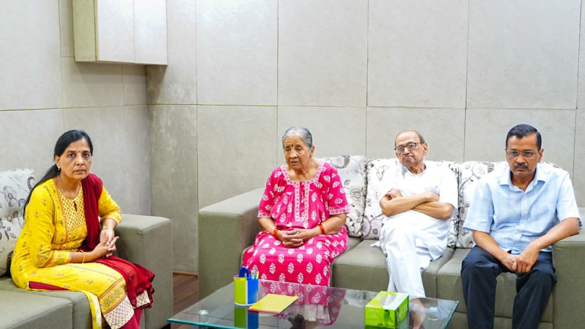 Swati Maliwal assault case: Delhi Police will not record statement of Arvind Kejriwal's parents ...