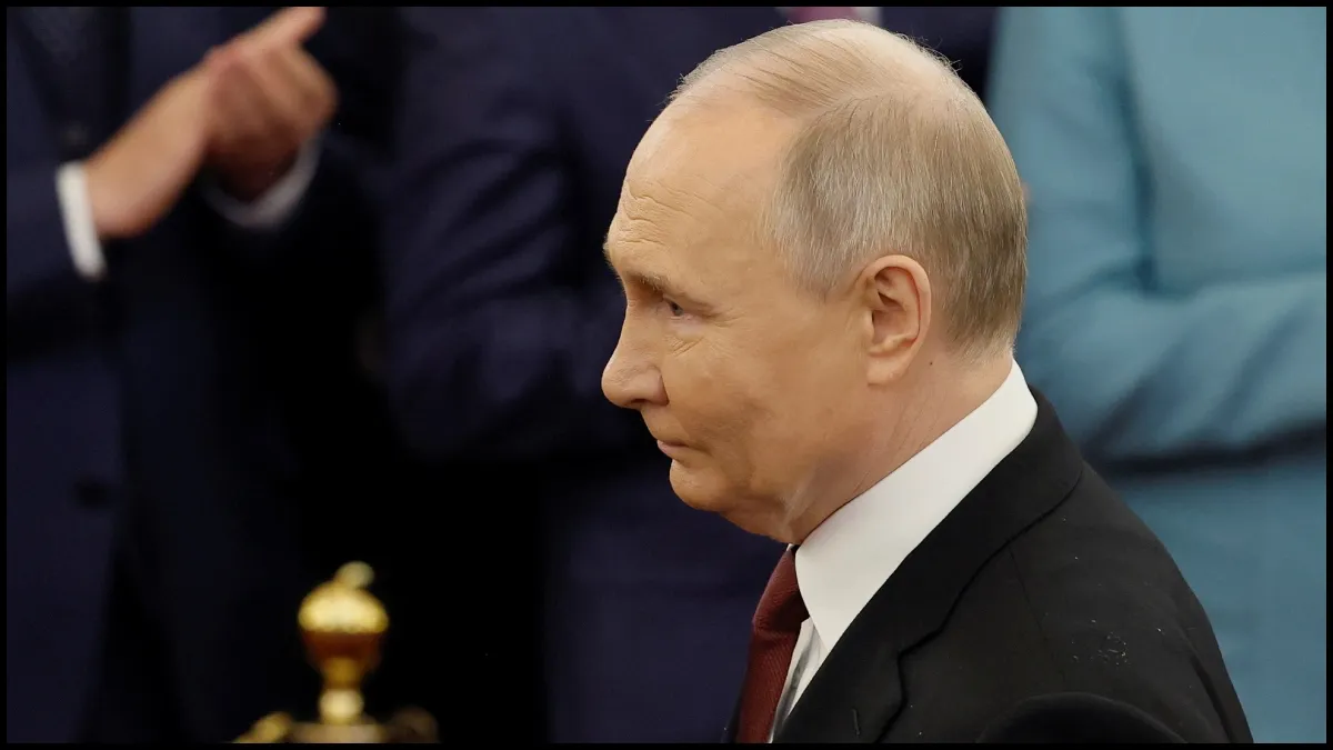Putin takes oath to begin his fifth term as Russian President, Western ...