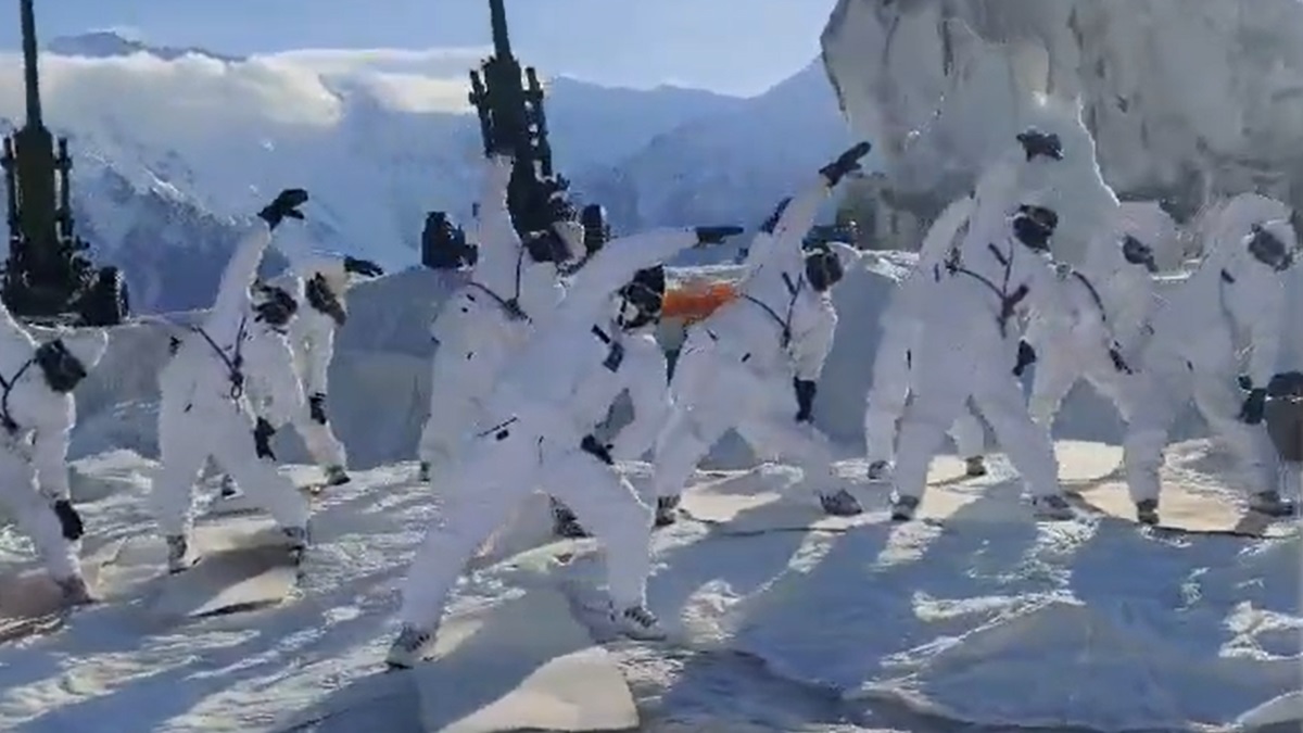 International Yoga Day: Indian Army personnel perform Yoga on icy ...