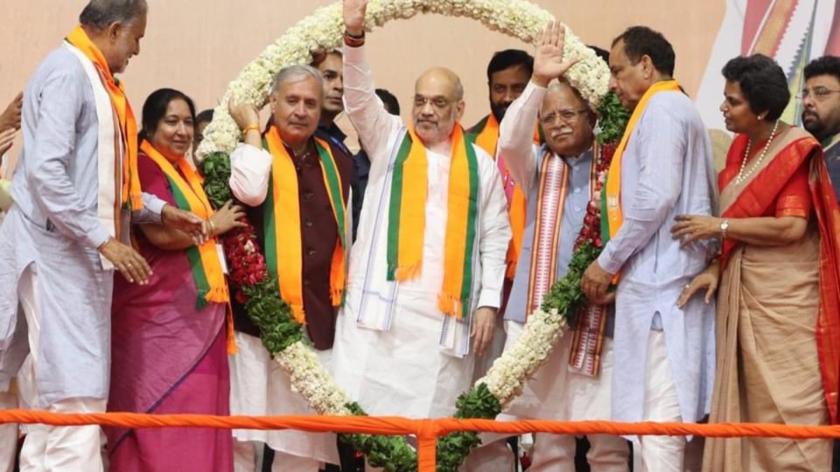 Amit Shah holds meet with BJP leaders, workers: 'BJP will fight Haryana poll alone under Saini's ...