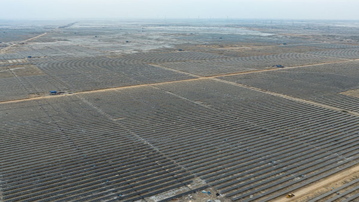 Gujarat: World's biggest Khavda Mega-Power Park visible from space | Gujarat News – India TV