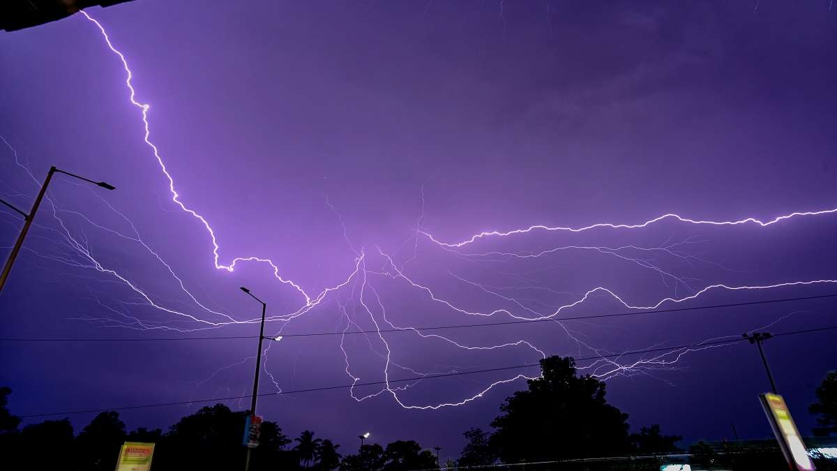 Uttar Pradesh Two dead seven injured lightning strikes Deoria district ...