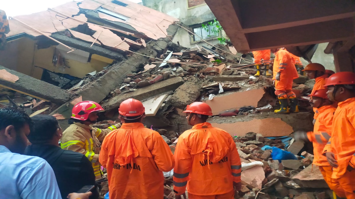 Maharashtra Three storey building collapses One dead Navi Mumbai ... Maharashtra Three storey building collapses One dead Navi Mumbai ...