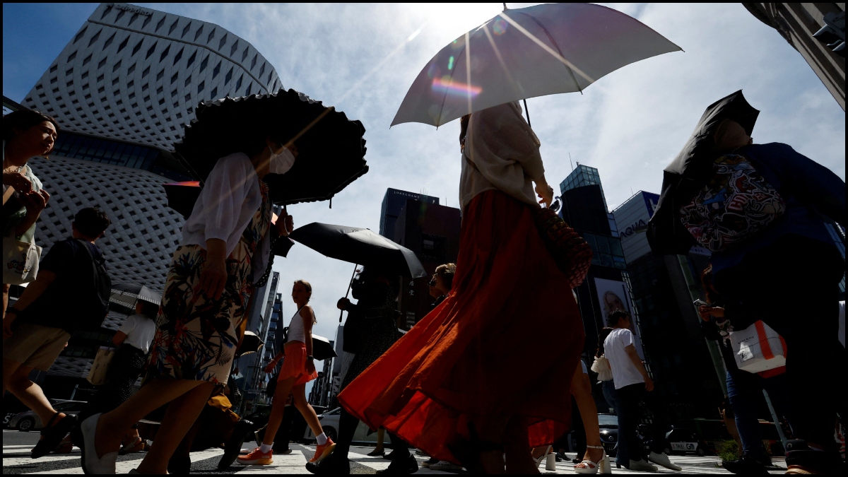 Why is Japan's population declining for 15 consecutive years? EXPLAINED ...