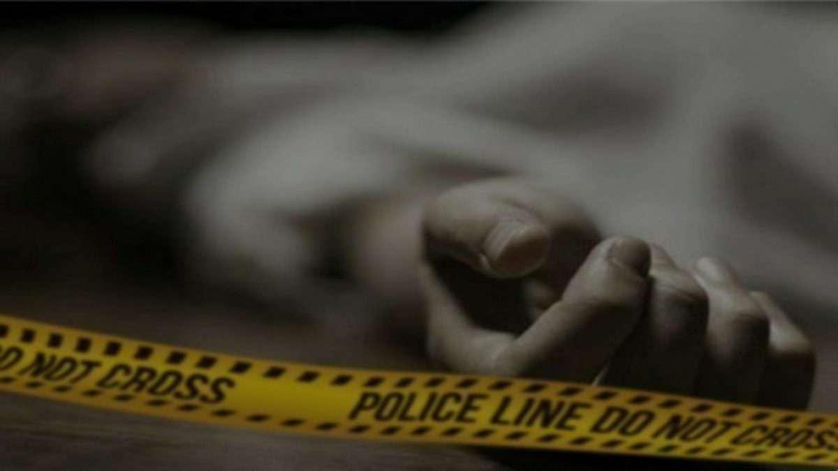 Man kills girlfriend in hotel room, dies by suicide on railway tracks ...