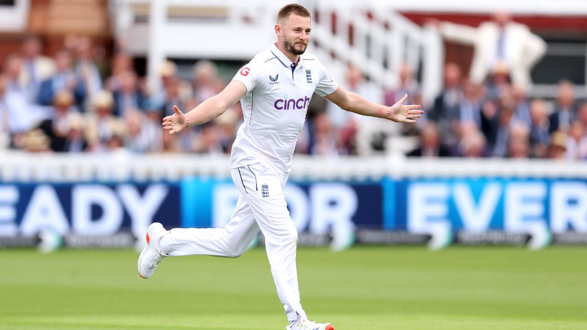 Gus Atkinson overcomes unintended pressure from father Ed to revel on ...