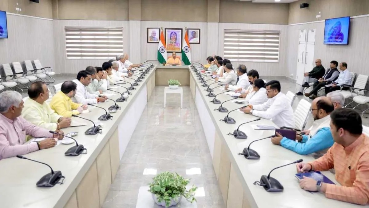 Yogi Adityanath holds Cabinet meeting, directs ministers to ensure ...