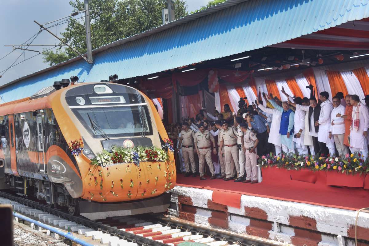 Pune-Hubli Vande Bharat Express train to be launched on this date ...