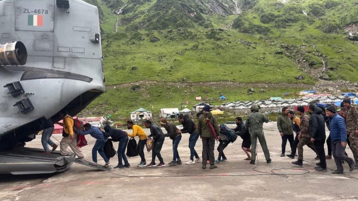 Kedarnath Rains: IAF, SDRF continue rescue operation, 133 people airlifted so far | Watch ...