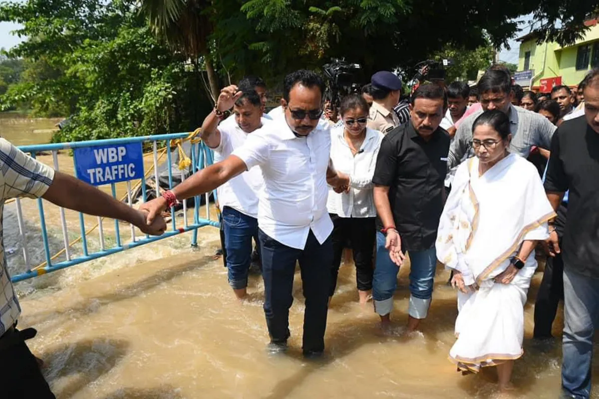 Mamata Banerjee writes to PM Modi, threatens to sever ties with DVC ...