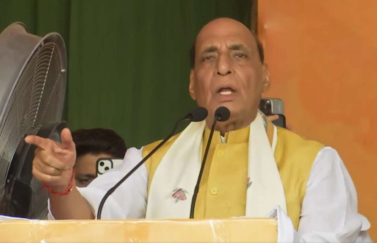 Rajnath Singh responds to Kharge's remarks, says 'he lives for 125 yrs, PM Modi remains in power ...
