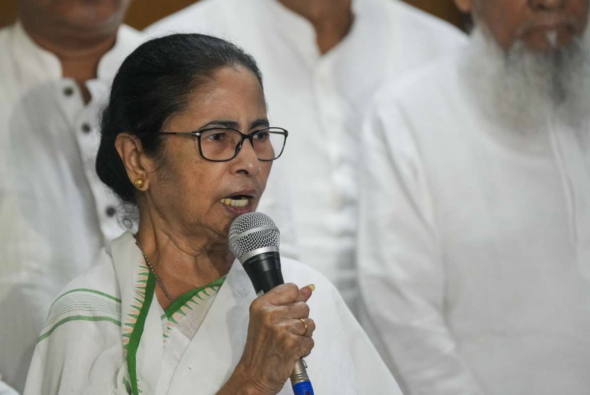Mamata hails Bengal govt's efforts after US statement on semiconductor ...