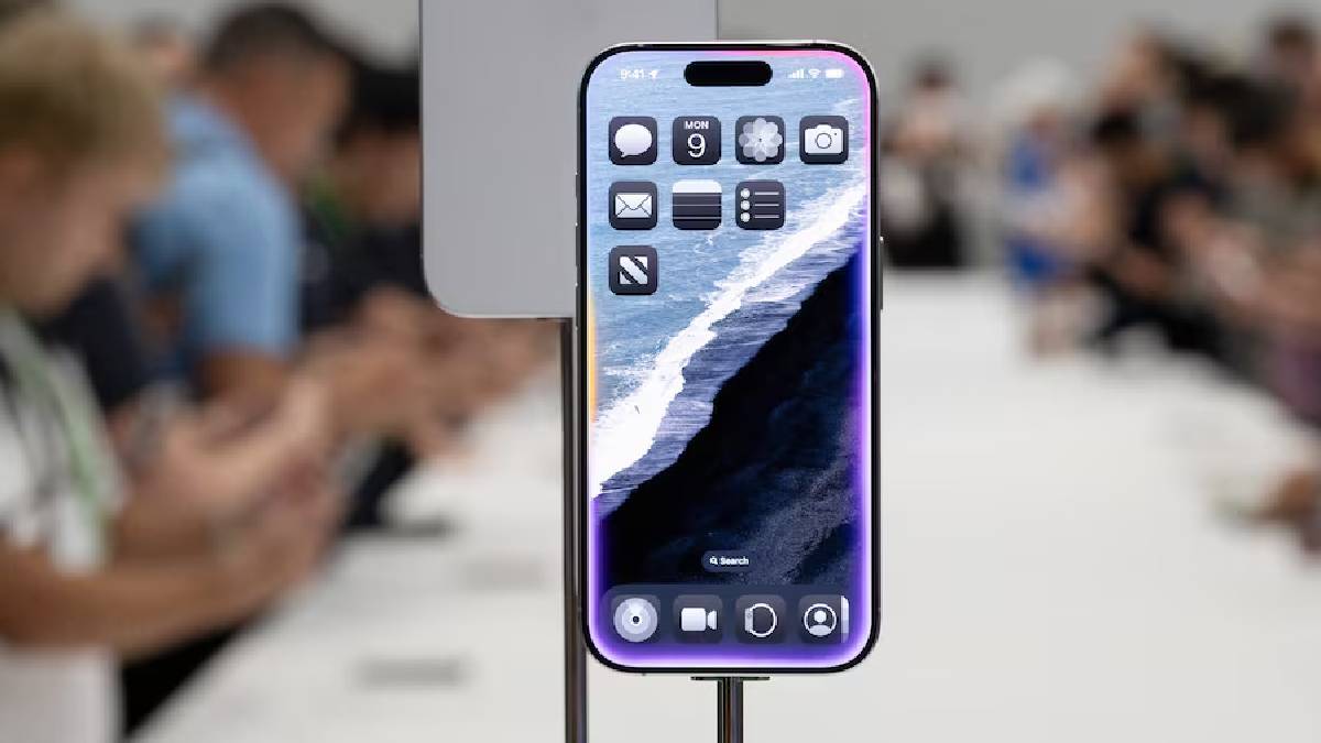 iPhone 16 Pro faces touchscreen problems, leaves buyers fuming ...