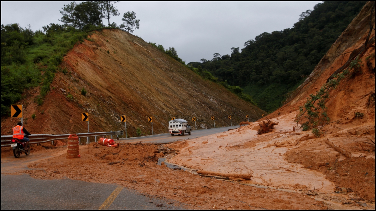 Indonesia: 15 killed after illegal gold mine collapses following landslide on Sumatra Island ...