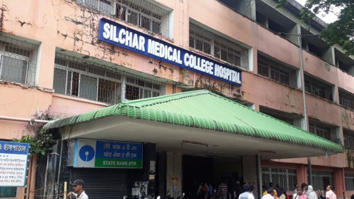 'Mother, forgive me... I am leaving you today': Medical student found hanging in his room ...