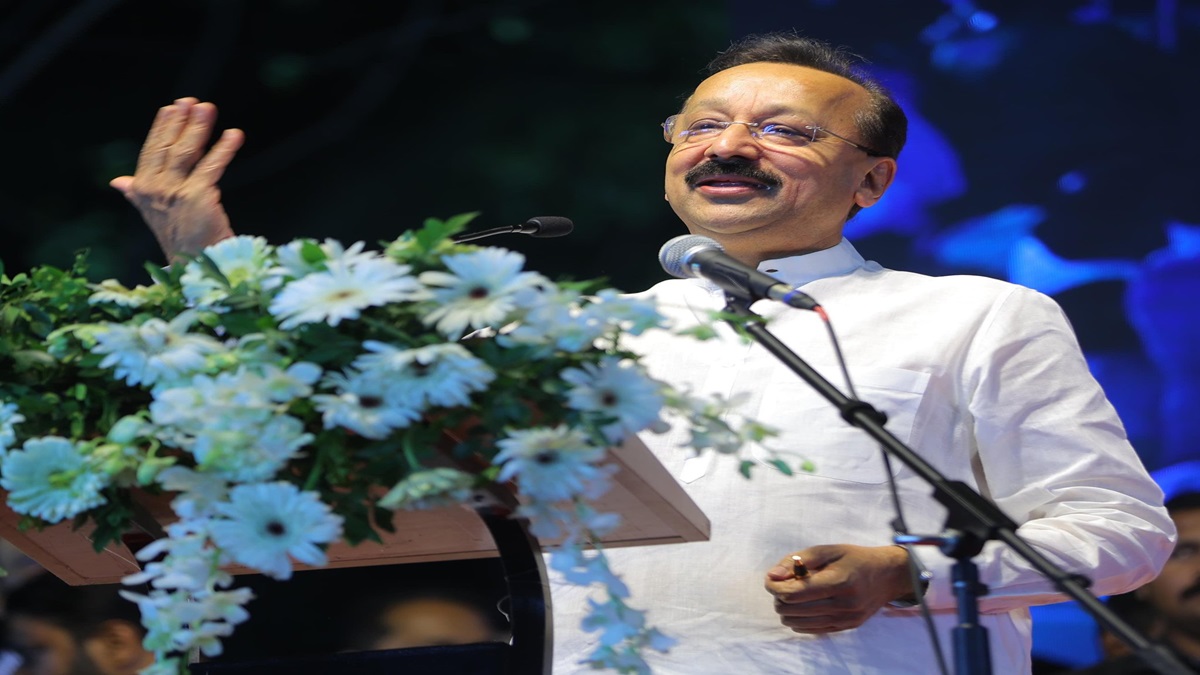 Who was Baba Siddique shot dead by gunmen in Mumbai NCP leader killed ...