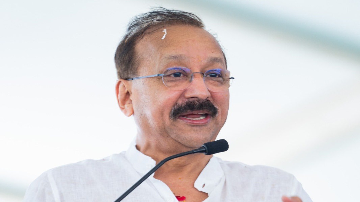 Baba Siddique, NCP leader who was shot at in Mumbai, dies at Lilavati ...